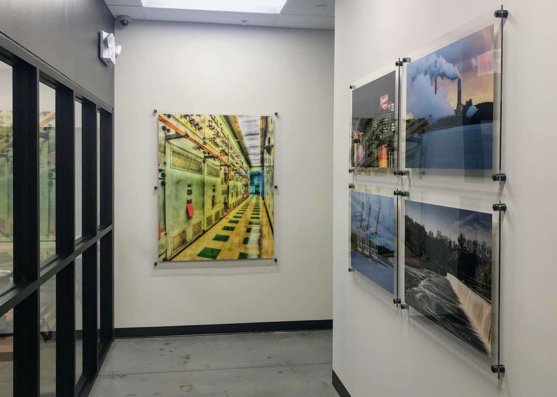 Artmill | 5 Benefits of Acrylic Standoff Office Art